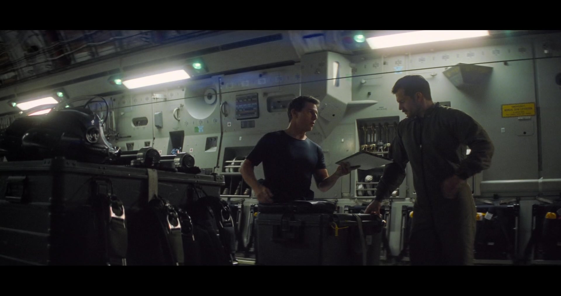 Screen Captures - MissionImpossibleFallout 038 - Mr. Cavill Photo Gallery