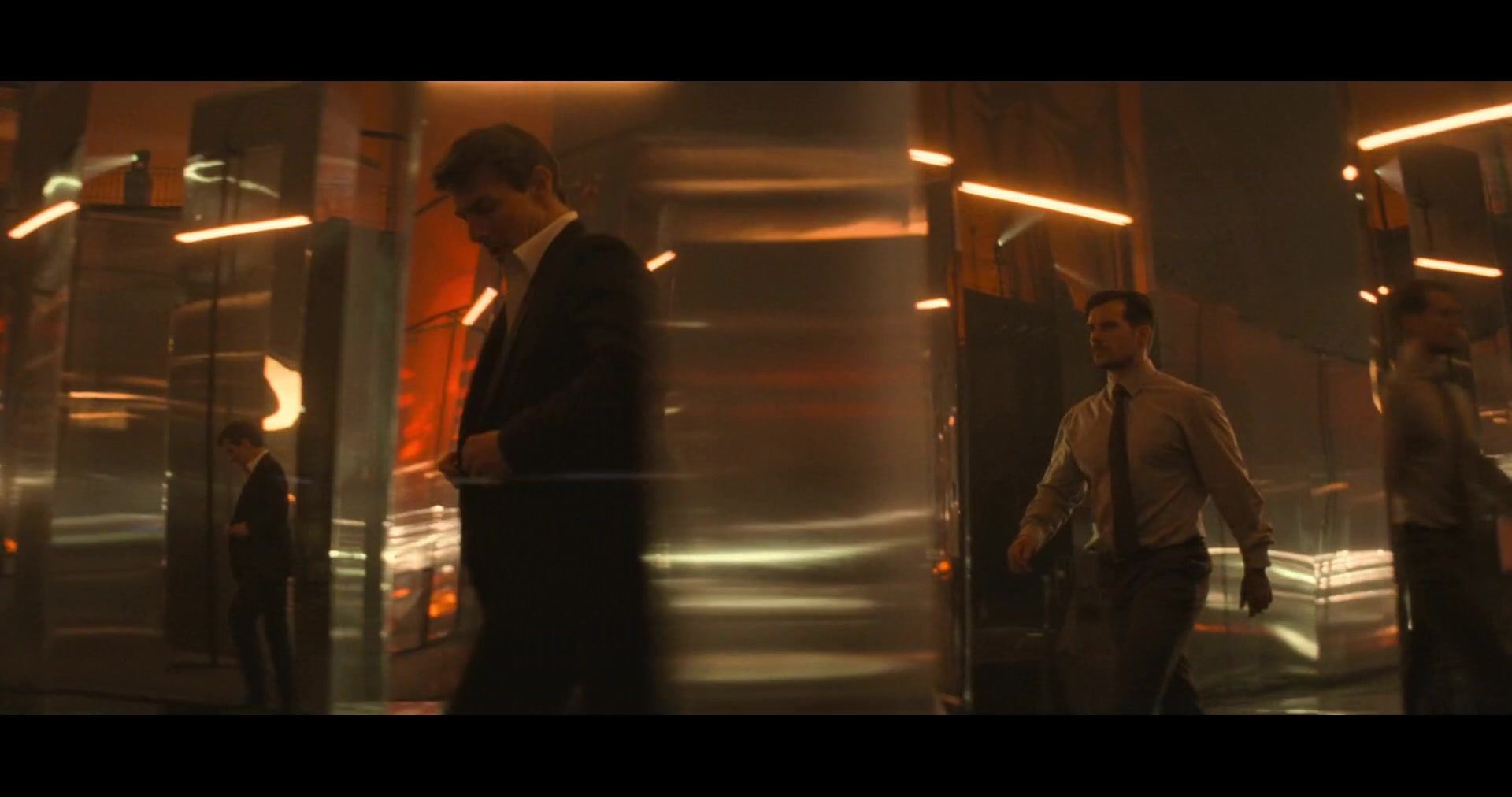 Screen Captures - MissionImpossibleFallout 275 - Mr. Cavill Photo Gallery